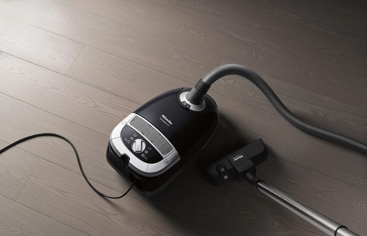 Miele Complete C2 Black Powerline - kaufen bei Digitec
